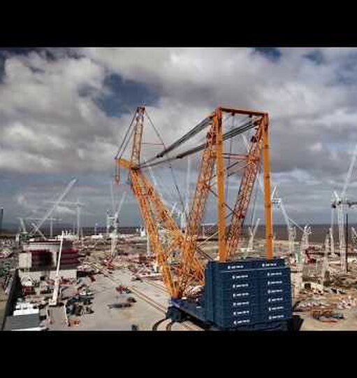 Уникальный строительный кран