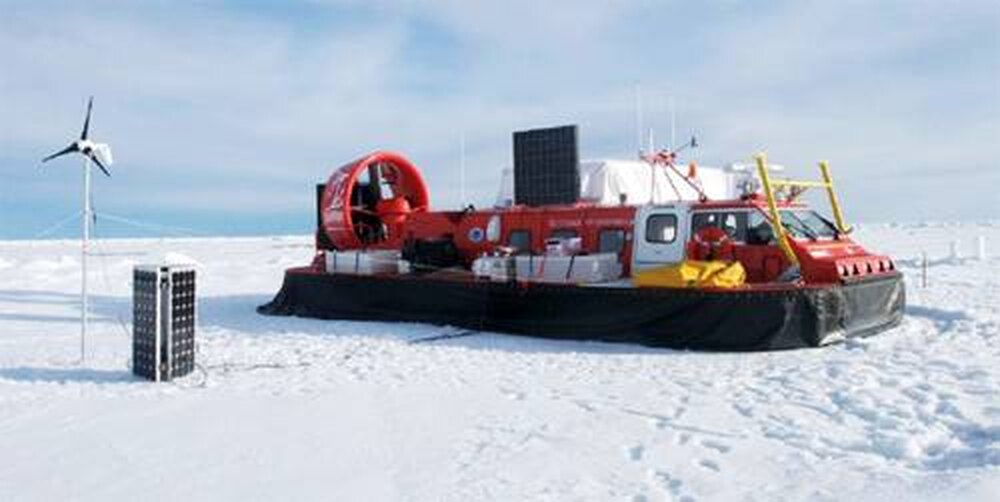 Griffon Hovercraft 2000TD: На воздушной подушке за астероидом